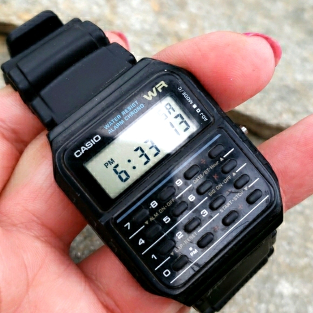 Vintage Casio Calculator Alarm Chrono Wrist Watch - Gem